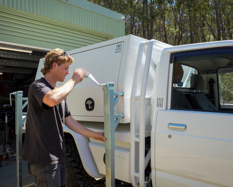 Canopy Jack-off Legs | Australian Performance Boxes | Ute Canopy