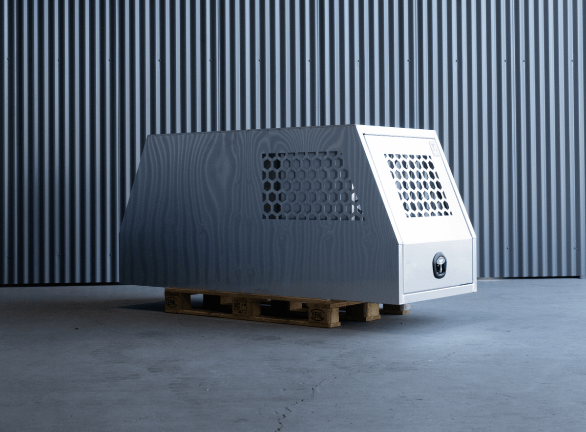 XL Series 800mm 1/2 Dog Box | American Truck Canopy | Dog Box